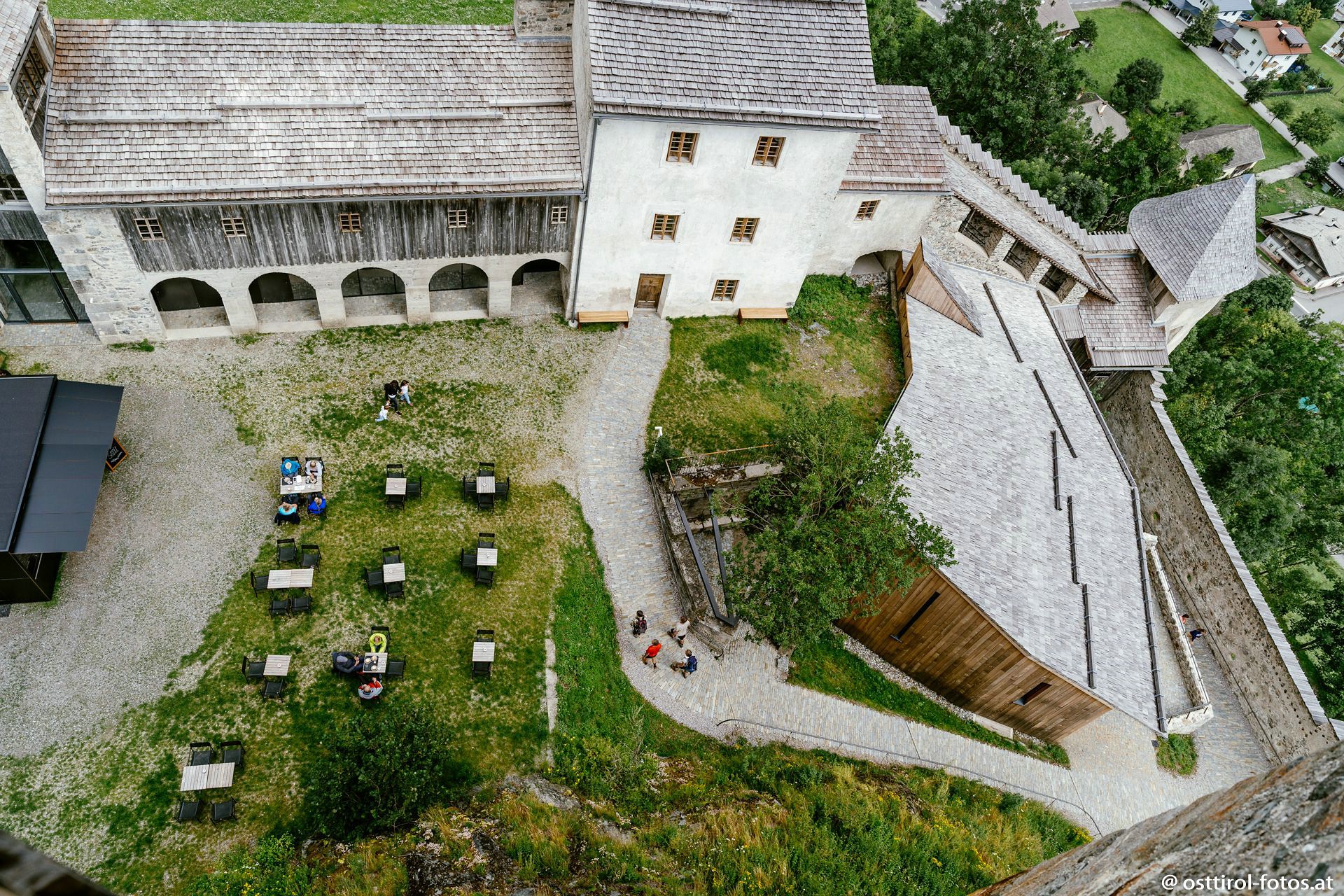 Burg Heinfels die Königin des Pustertals ️ osttirol-fotos.at